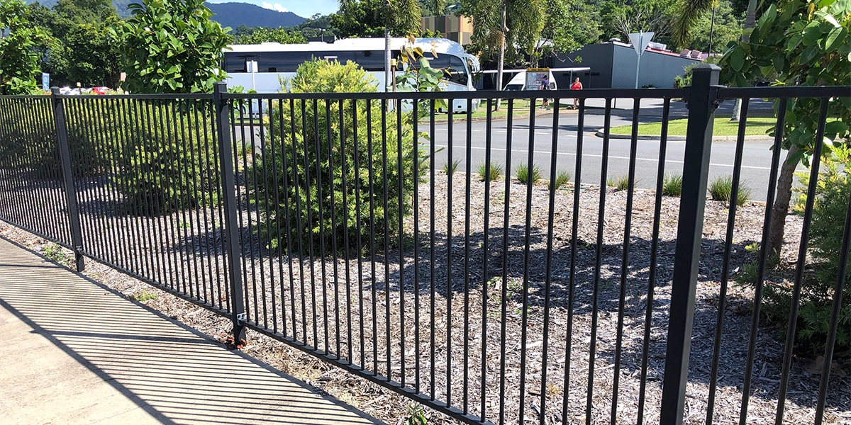 Flat Top Fence, Metal Steel Fence Panels - FENCE DEPOT