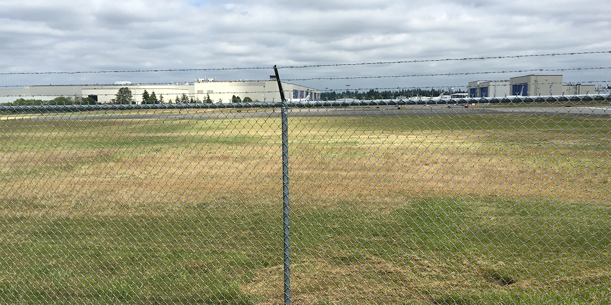 Chain Link Wire Mesh Fence, Security Fencing - FENCE DEPOT